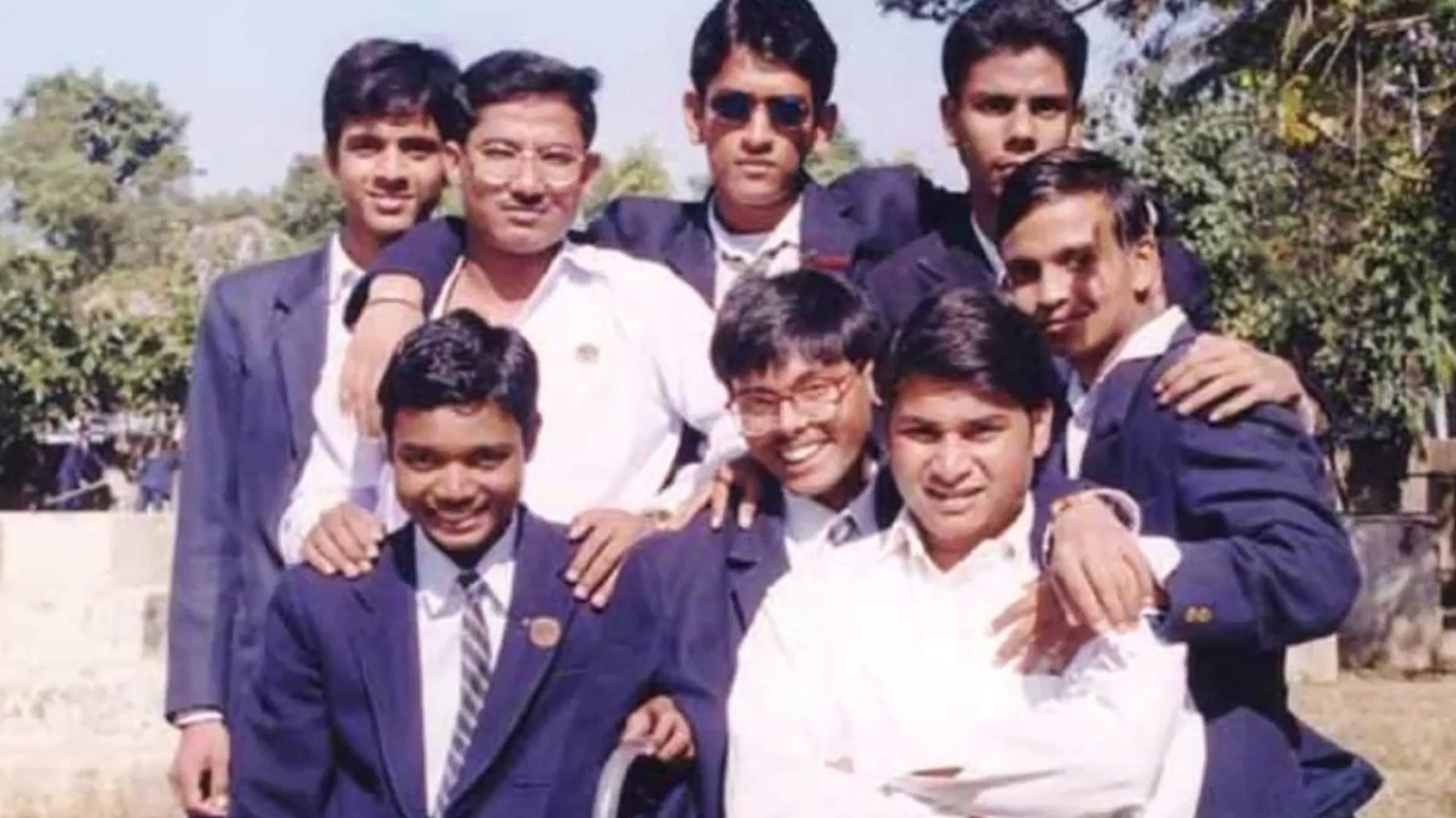 MS Dhoni | Success Story of the Most Influential Cricketer - FBS